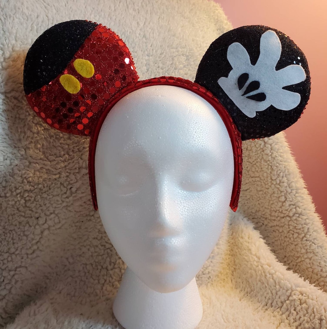 Orejas de personajes de Mickey Mouse - Etsy México