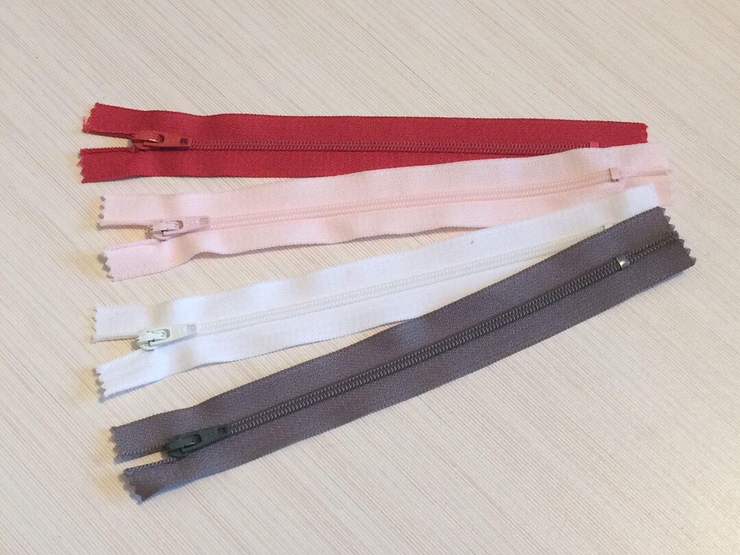 YKK Closed End Zipper, 6.5 Inch Zip (16cm Zip), 4 Colours - Red Zip ...