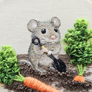 Garden Mouse DIY Embroidery Kit, Thread Painting and Stumpwork Project ...