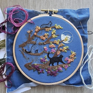 Black Cats Hand Embroidery Kit "catwalk" Embroidery Pattern and ...