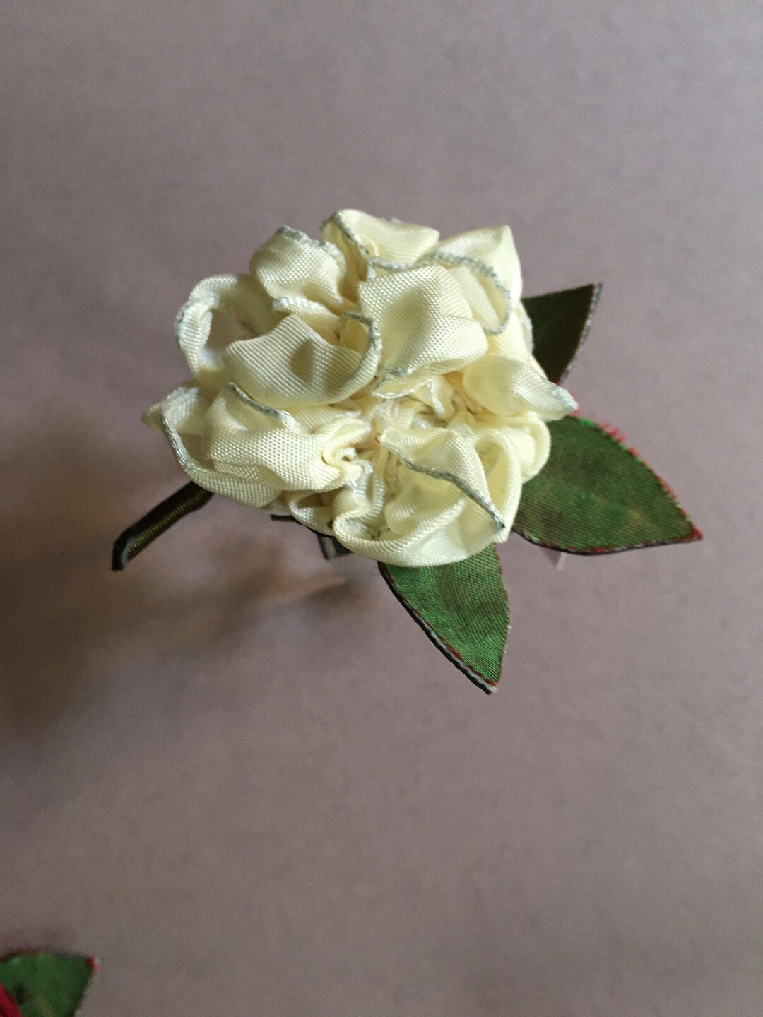 Broche fleur,Broche blanc rose en tissu,Cadeau pour femme, Faite å la ...
