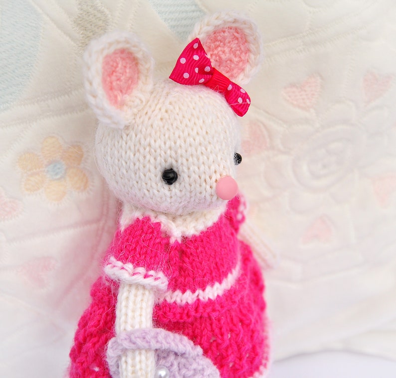Knitting Patterns Toy Mice Family Knitted Animal Pattern Knit Toy ...