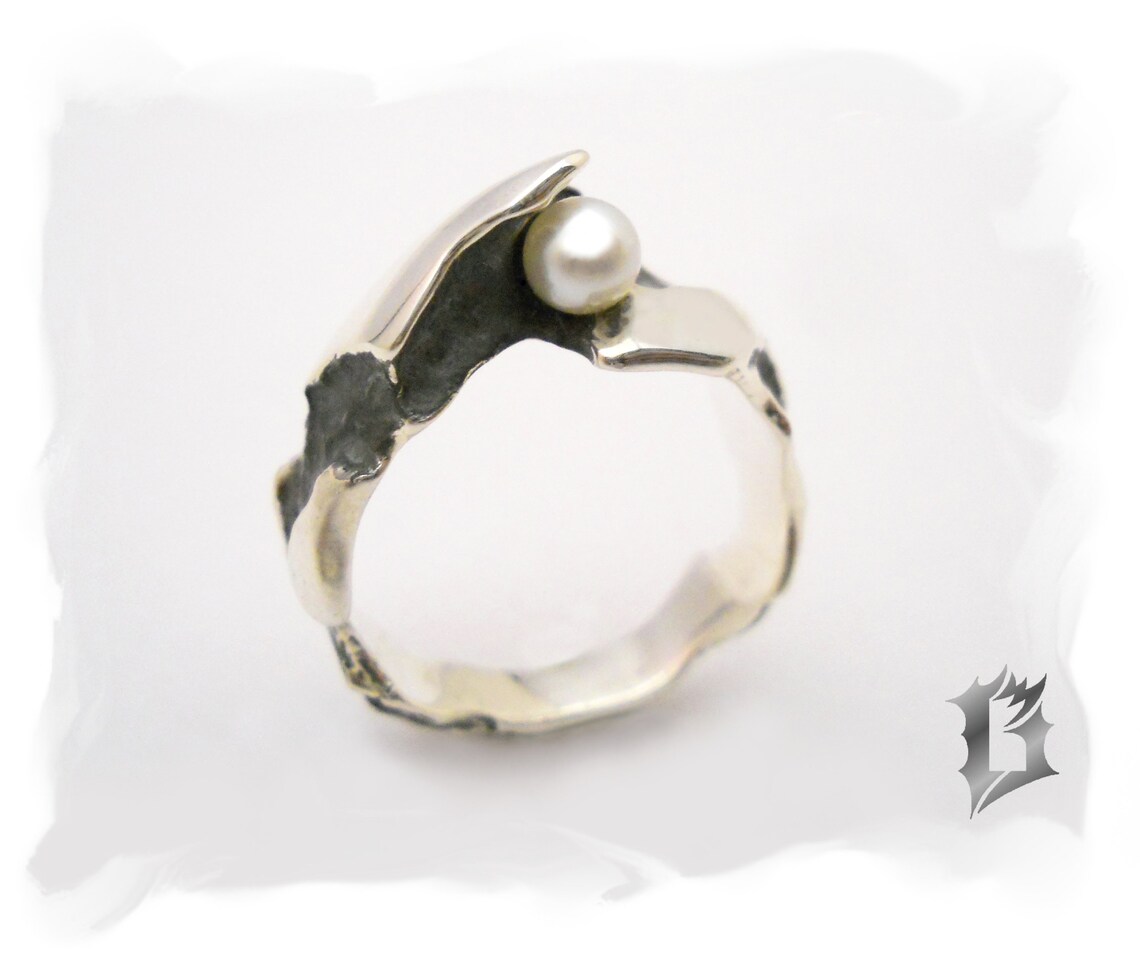 Silver Woman Ring Pearl Engravings Wave Design 112 - Etsy