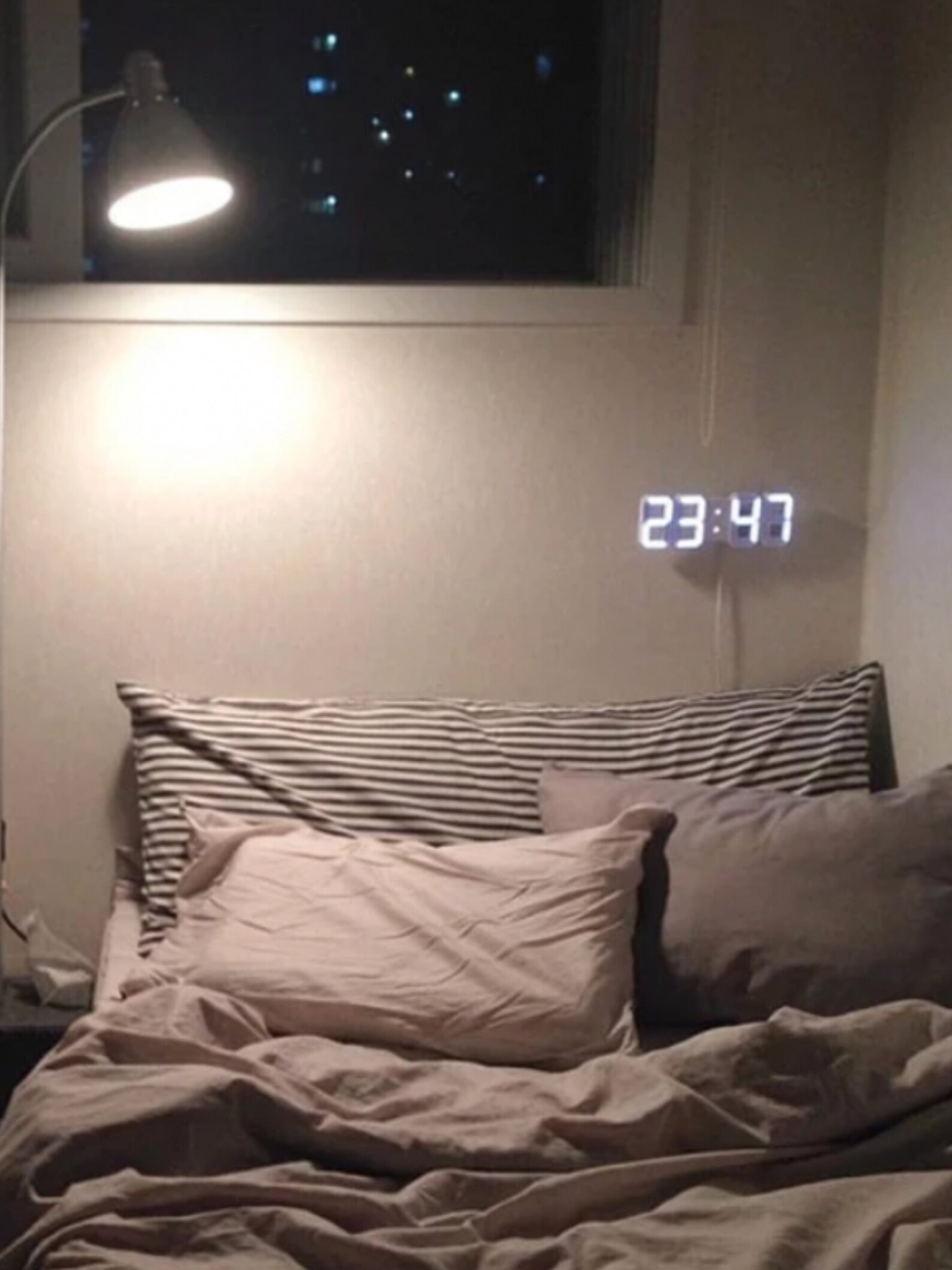 Nordic Korean Aesthetic LED Digital Clock Tik Tok White - Etsy