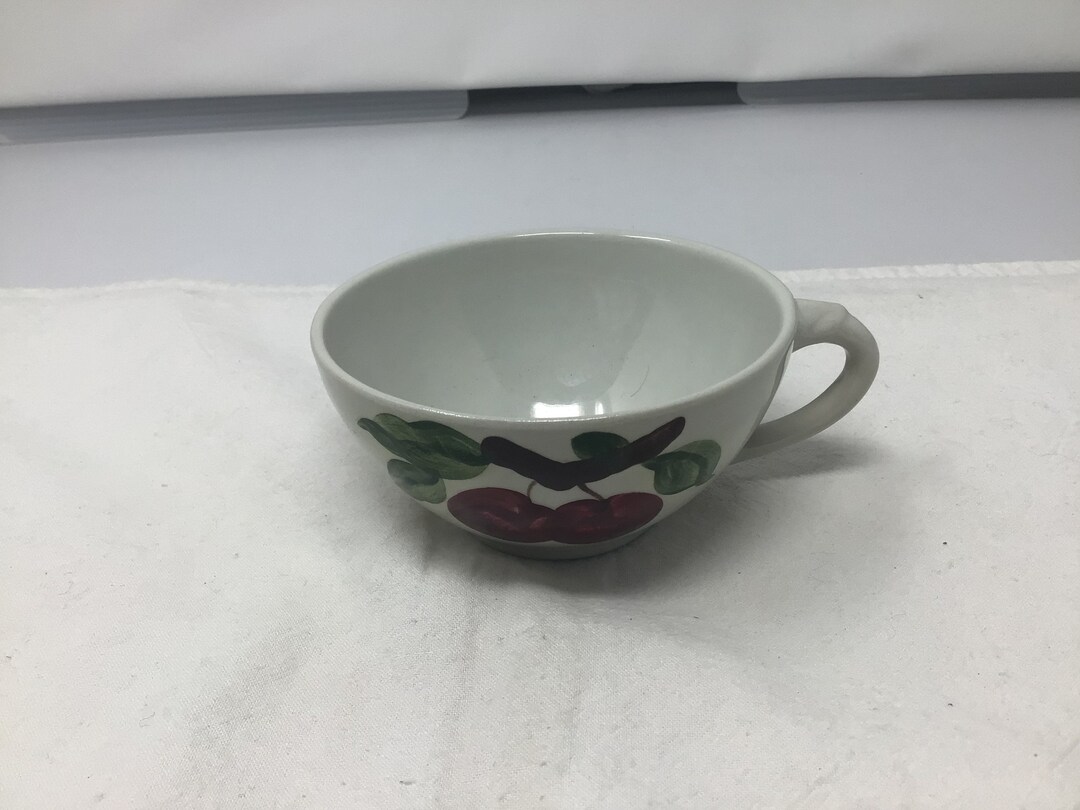 Orchard Ware Hand Painted Cherry Pattern Pottery Cup. (D2) - Etsy