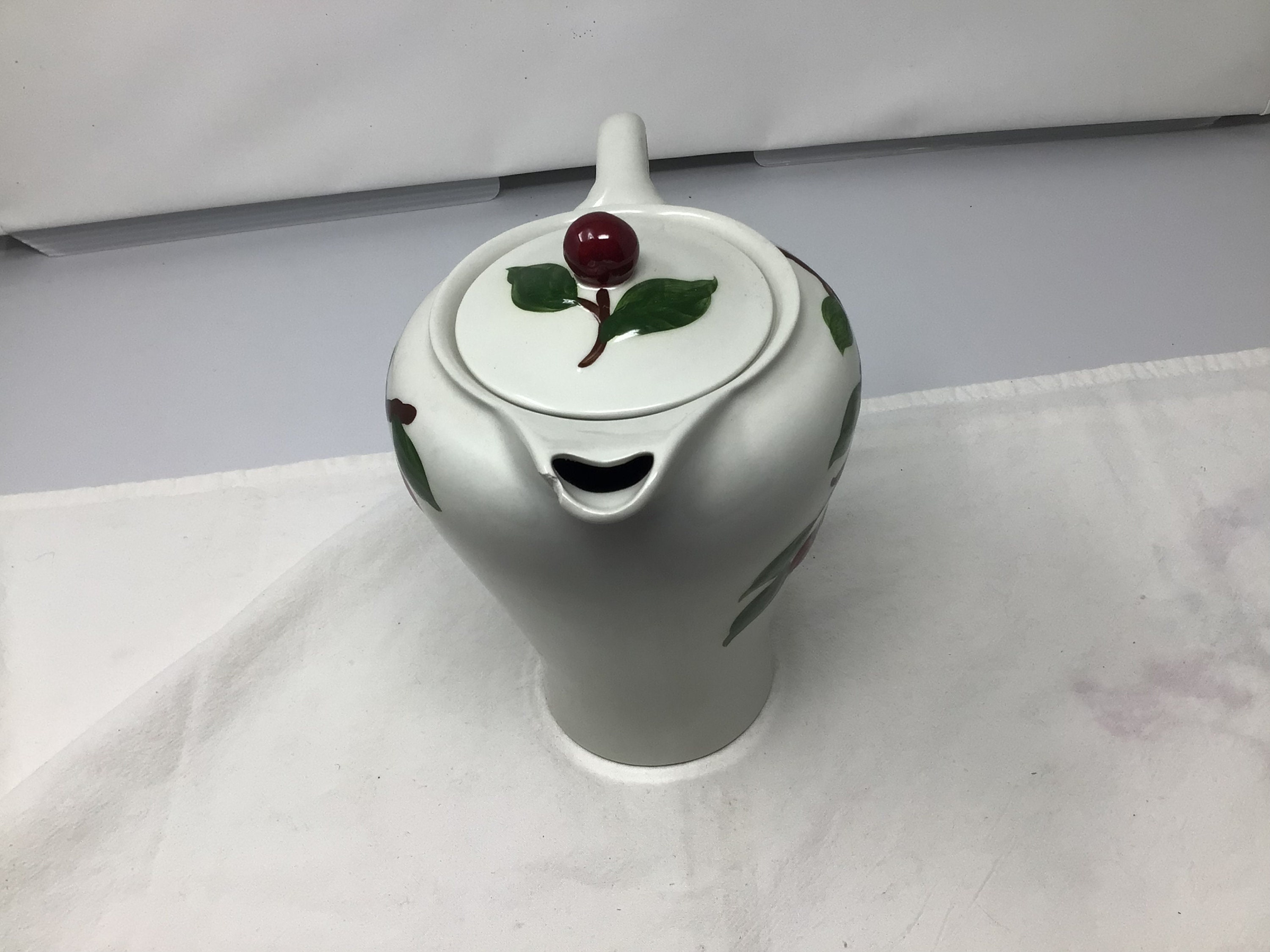 Orchard Ware Hand Painted Cherry Pattern Pottery Large Tea / Coffee Pot ...