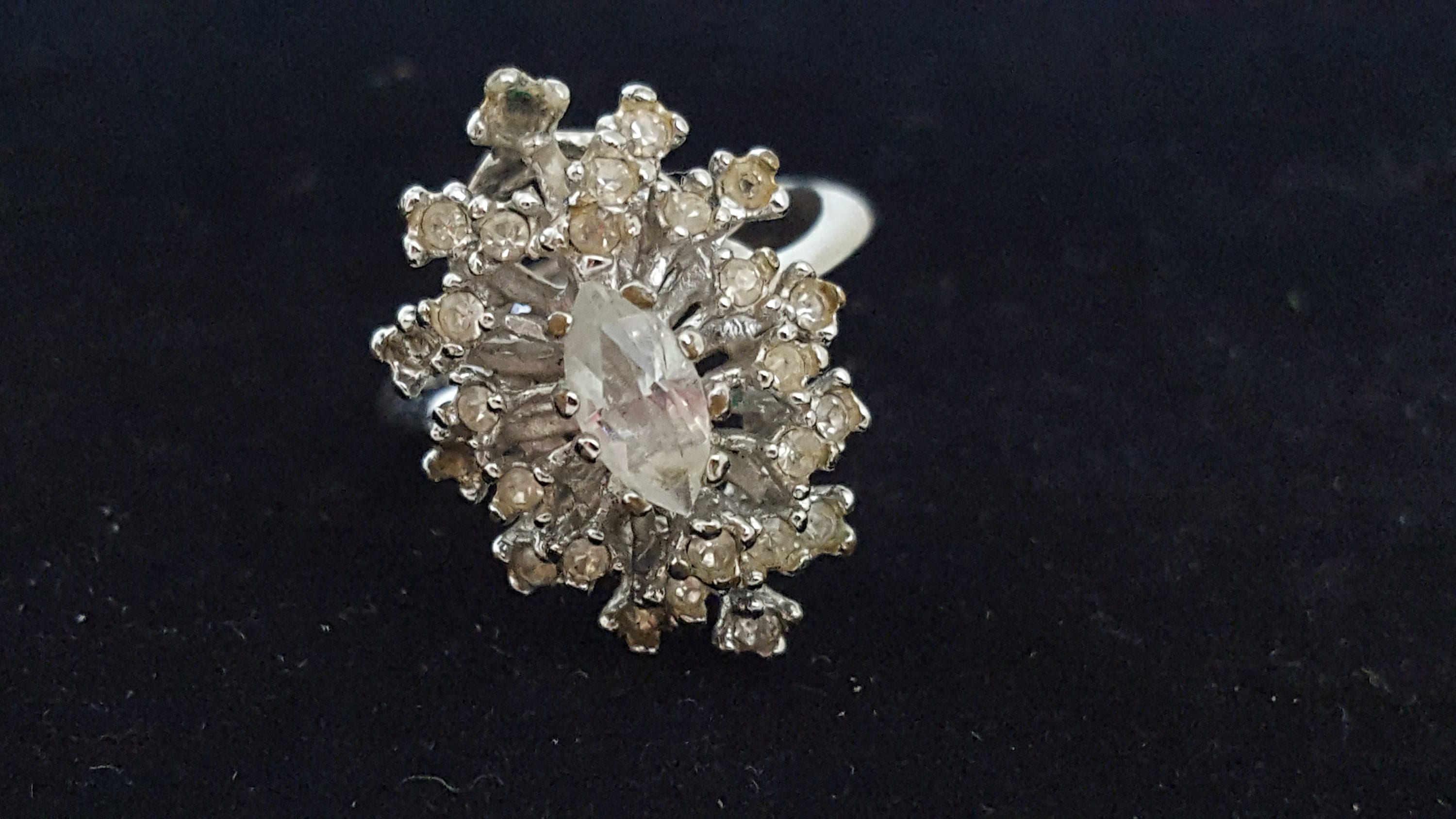 18K Rhinestone Ring, Rhinestone Costume Ring, Vintage 18K HGE Cocktail ...