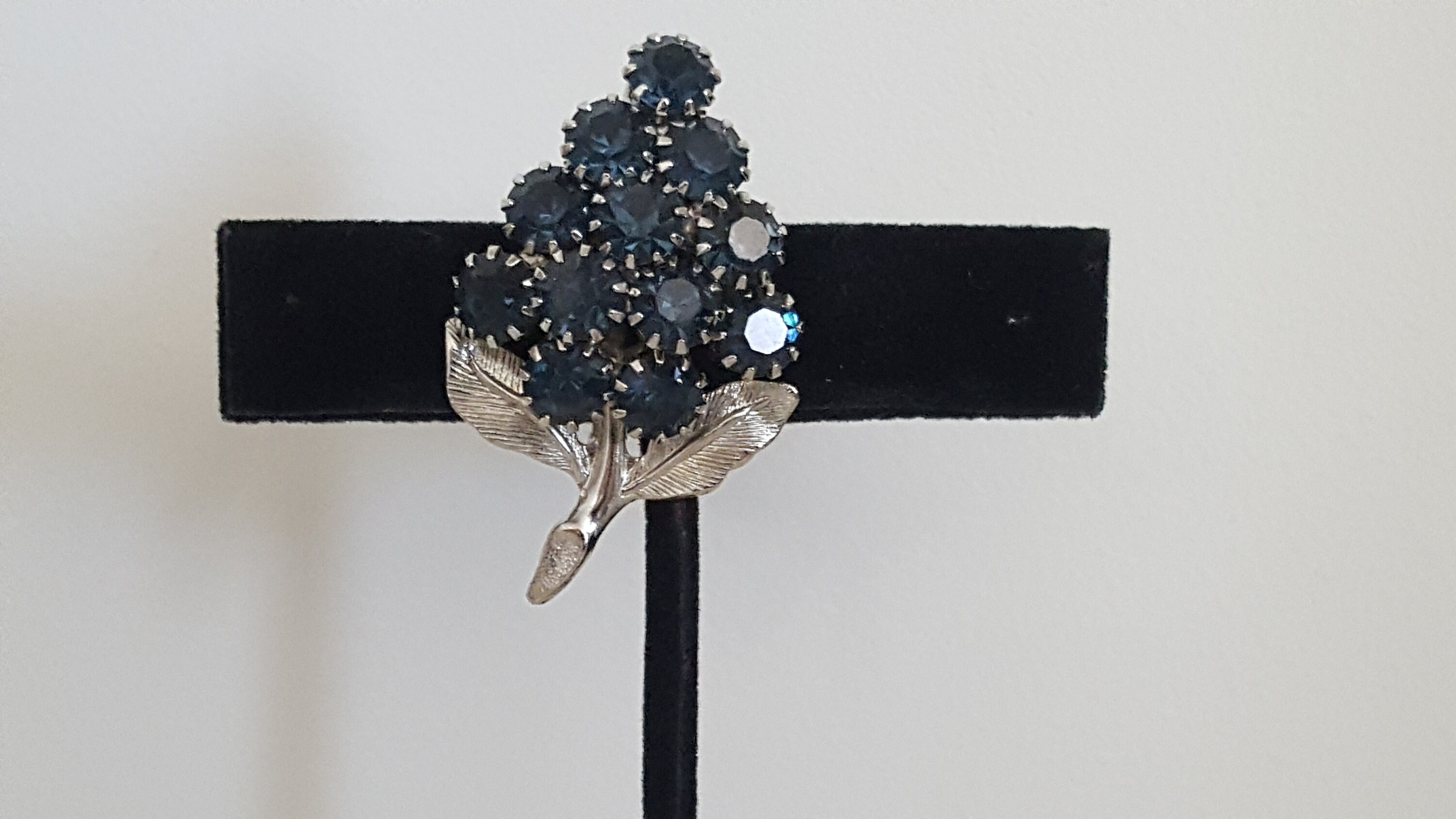 Vintage Deep Blue Rhinestone Brooch, Navy Flower, Royal Blue Glass ...