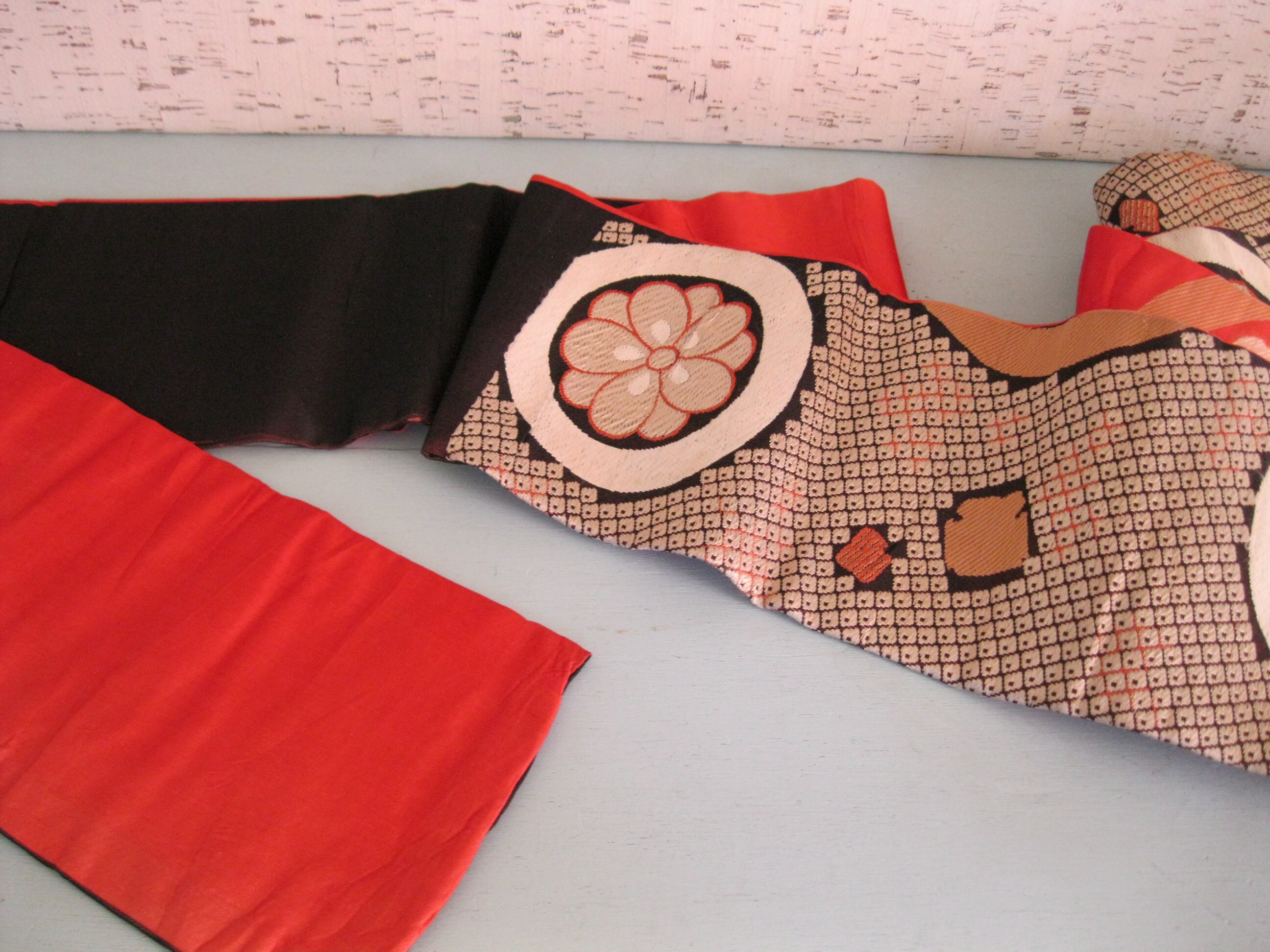 Japanese Traditional Obi Sash / Vintage Red and Black and Gold - Etsy