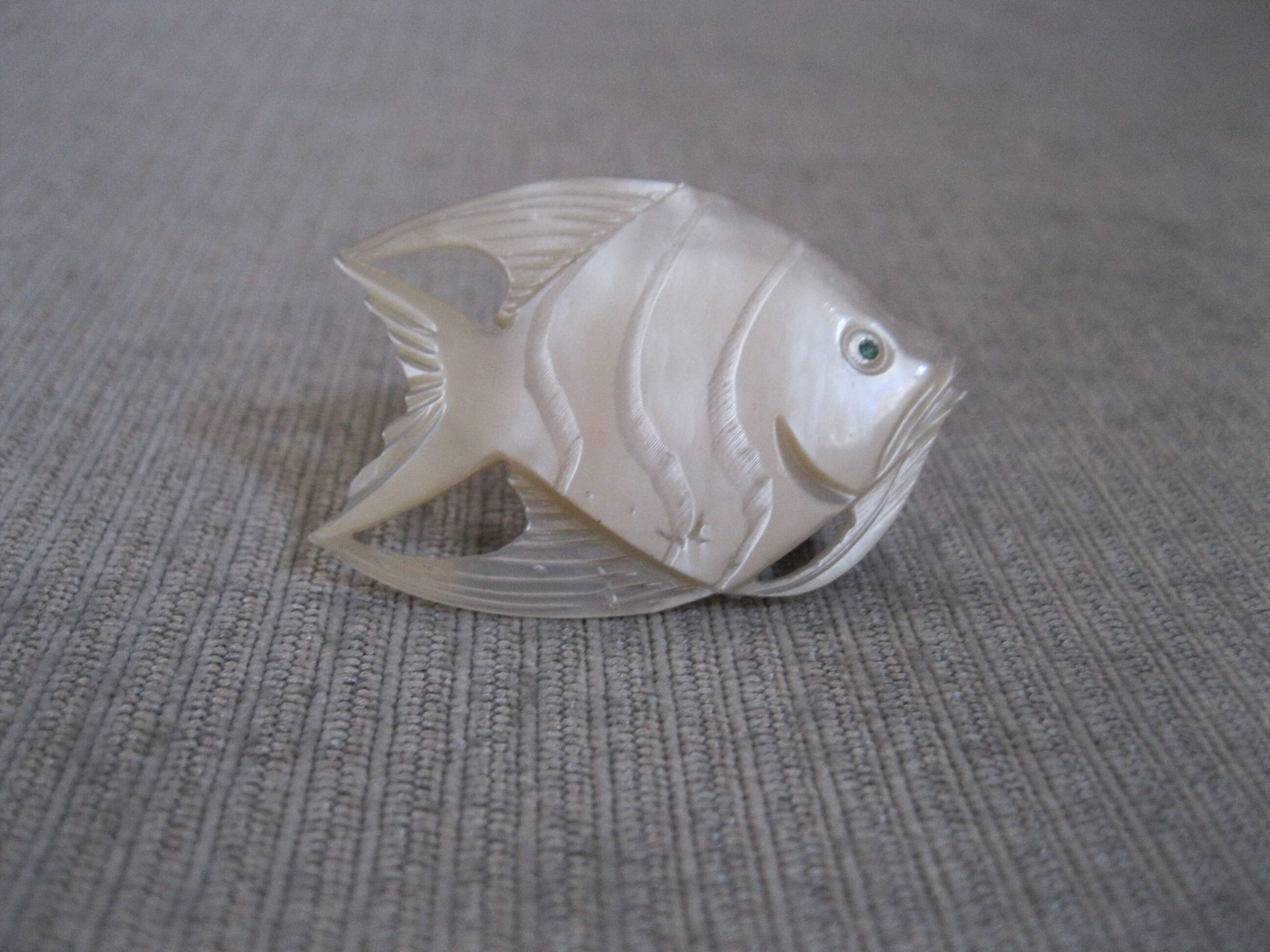 Mother-of-pearl Carved Puffer Fish Jewelry / Brooch / Pin - Etsy