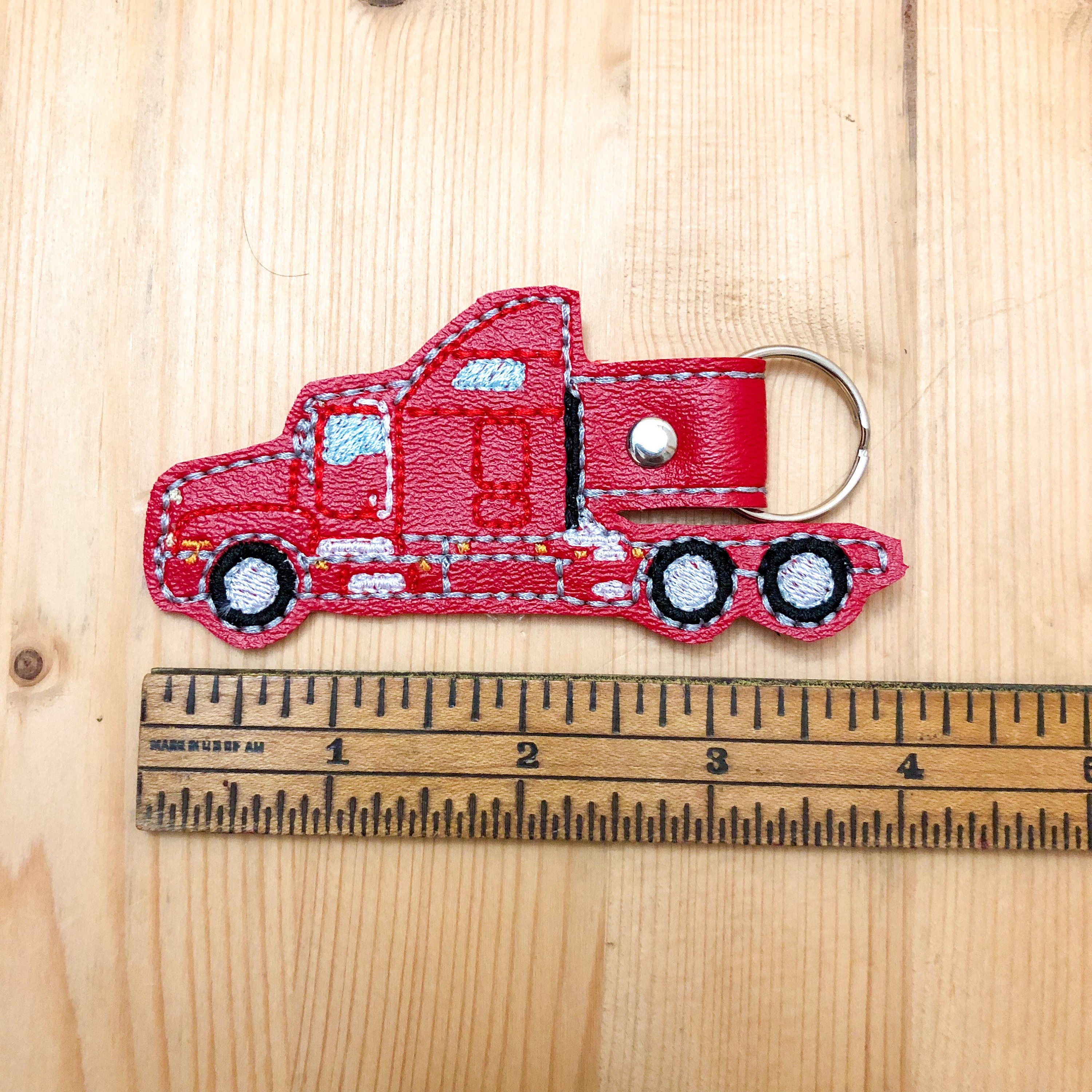 Semi Truck Driver Key Fob | 18 Wheeler Key Chain | Trucker Gift ...