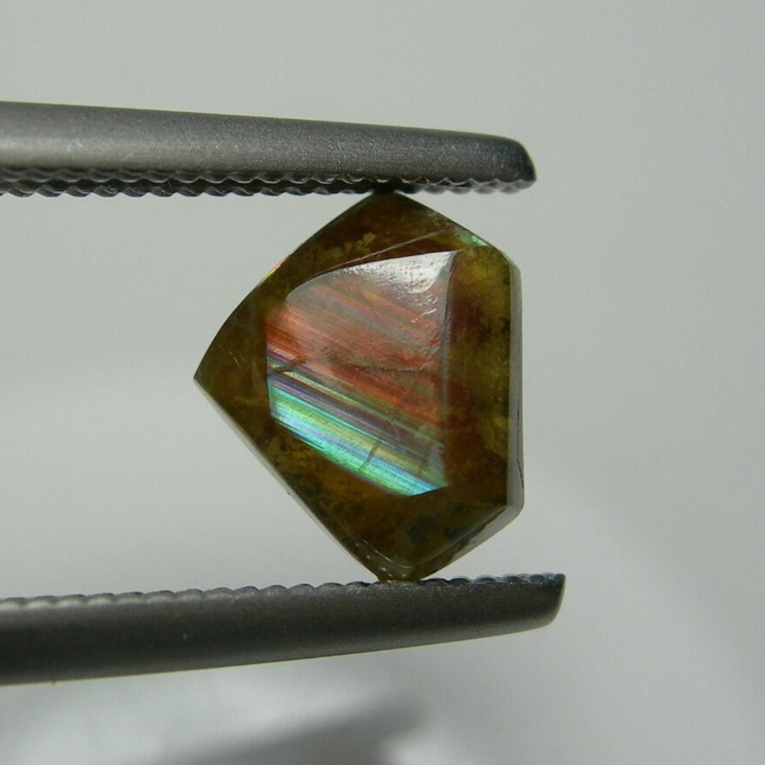 2.12ct Very Rare Iridescent Andradite Garnet Cabochon Natural Untreated ...
