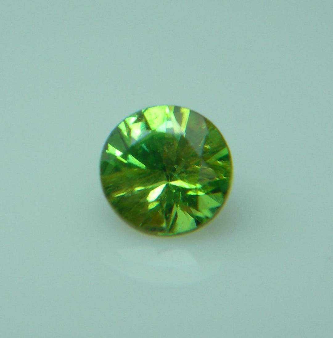 0.12ct Very Rare RUSSIAN DEMANTOID Garnet Gem Diamond Cut Natural ...