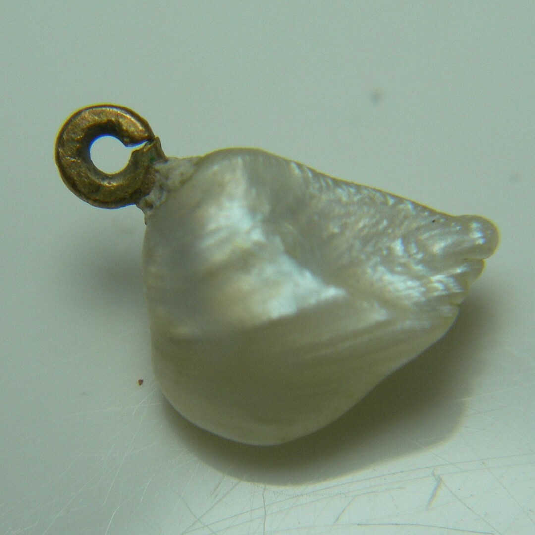 Rare Natural MISSISSIPPI River Pearl Baroque Wing Gold Loop Drop ...