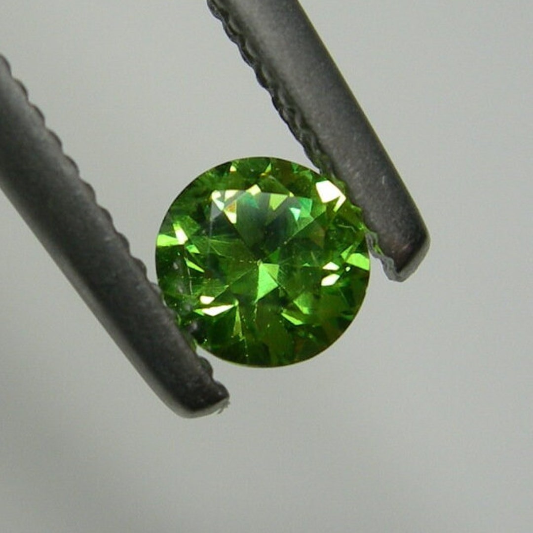 0.39ct RARE Russian Demantoid Garnet Gem HORSETAIL Diamond Cut Natural Russia Untreated Genuine ...
