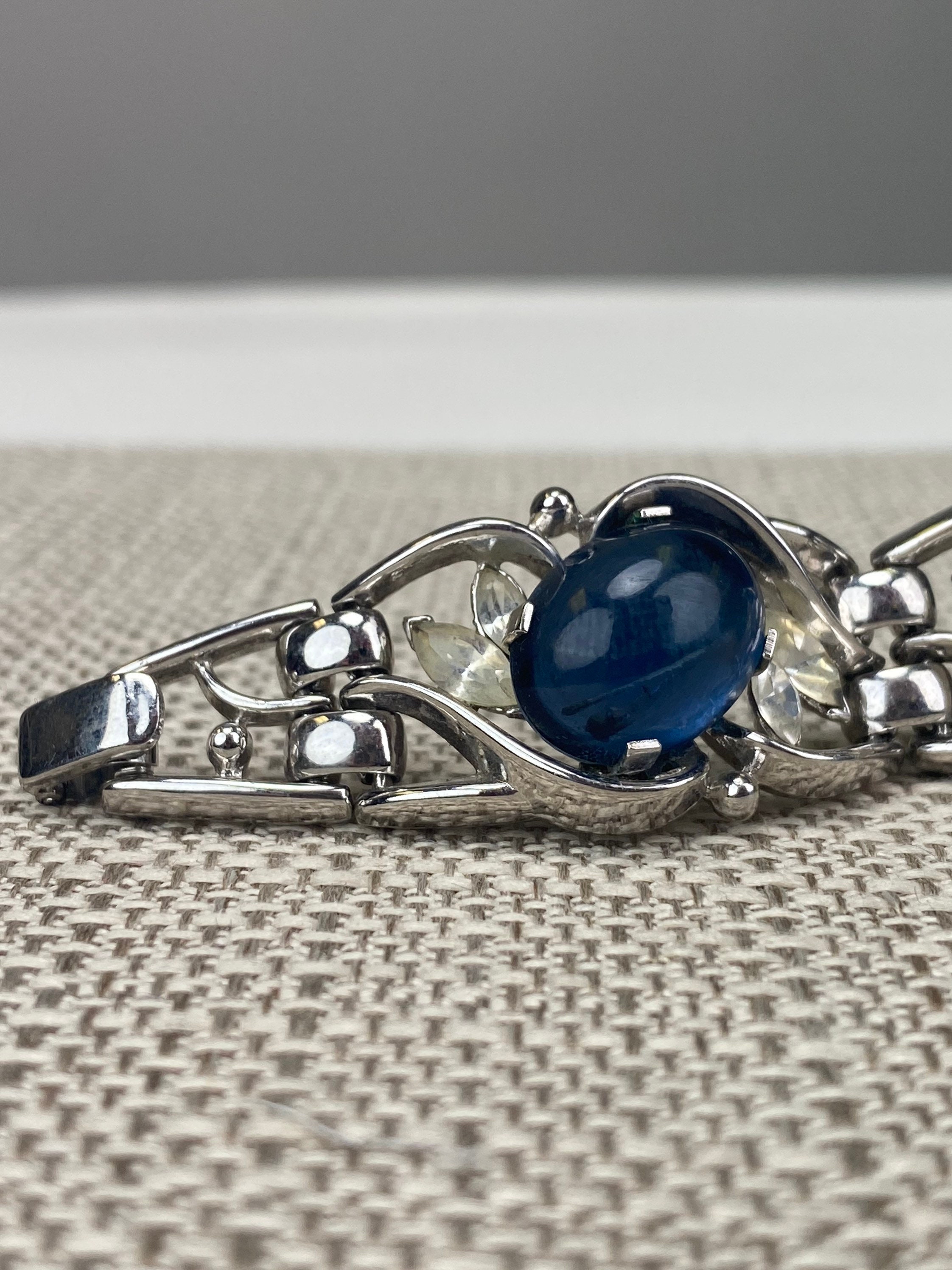 Vintage 1950s Trifari Pat Pending Silver Toned Bracelet With - Etsy