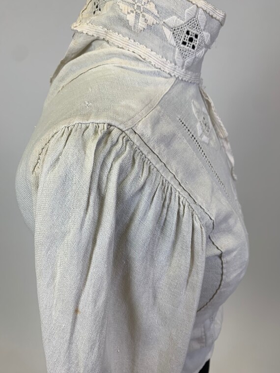 Authentic Antique Edwardian Victorian White Linen emb… - Gem