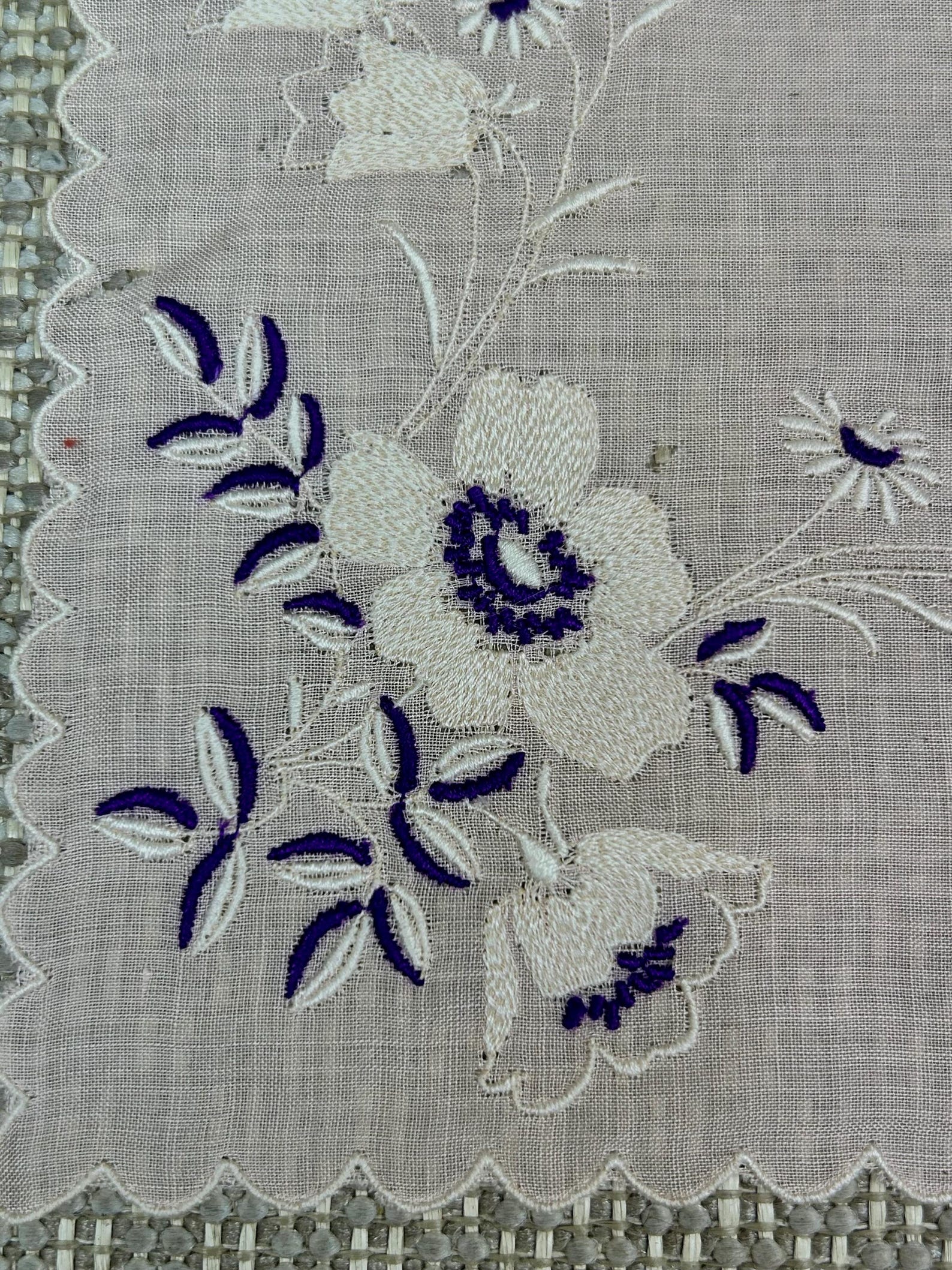Vintage Linen Light Pink Hanky White and Purple Floral Embroidery ...