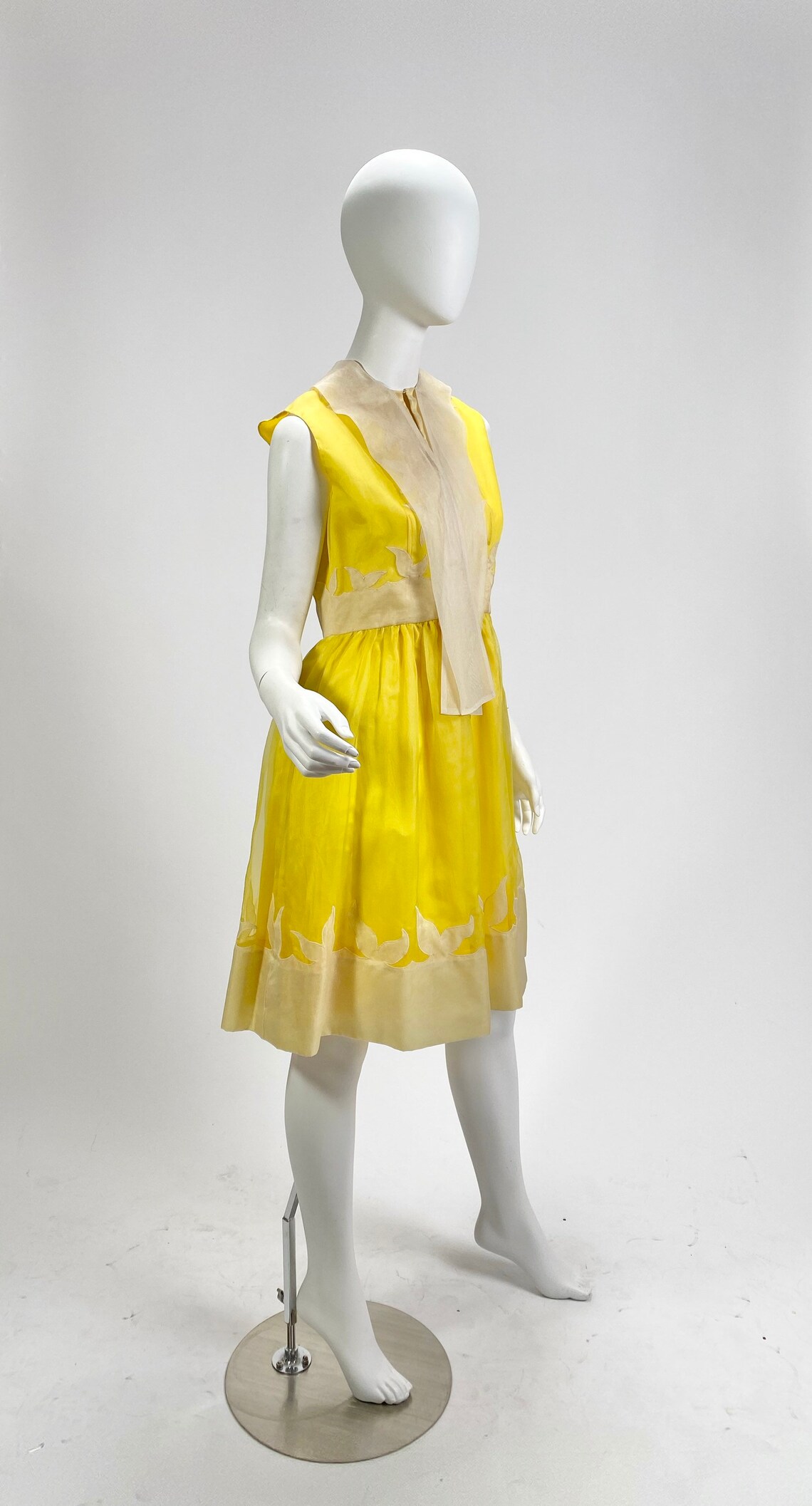 Vintage 1960s Mod Pastel Yellow Organdy Oscar de la Renta | Etsy