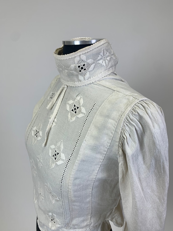 Authentic Antique Edwardian Victorian White Linen emb… - Gem