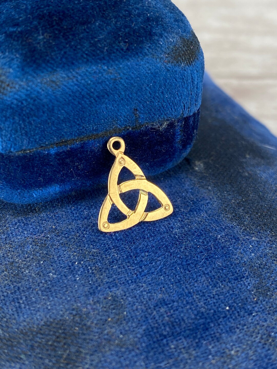 Vintage 14k Gold Keltische Triquetra Charme 585 Made in Irland ...