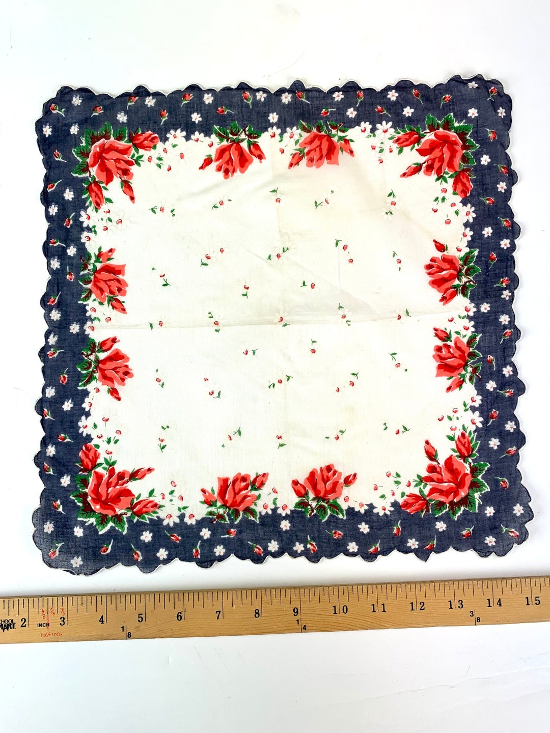 Vintage 1950s Novelty Floral Print Hankie Handkerchief Hanky Roses and ...