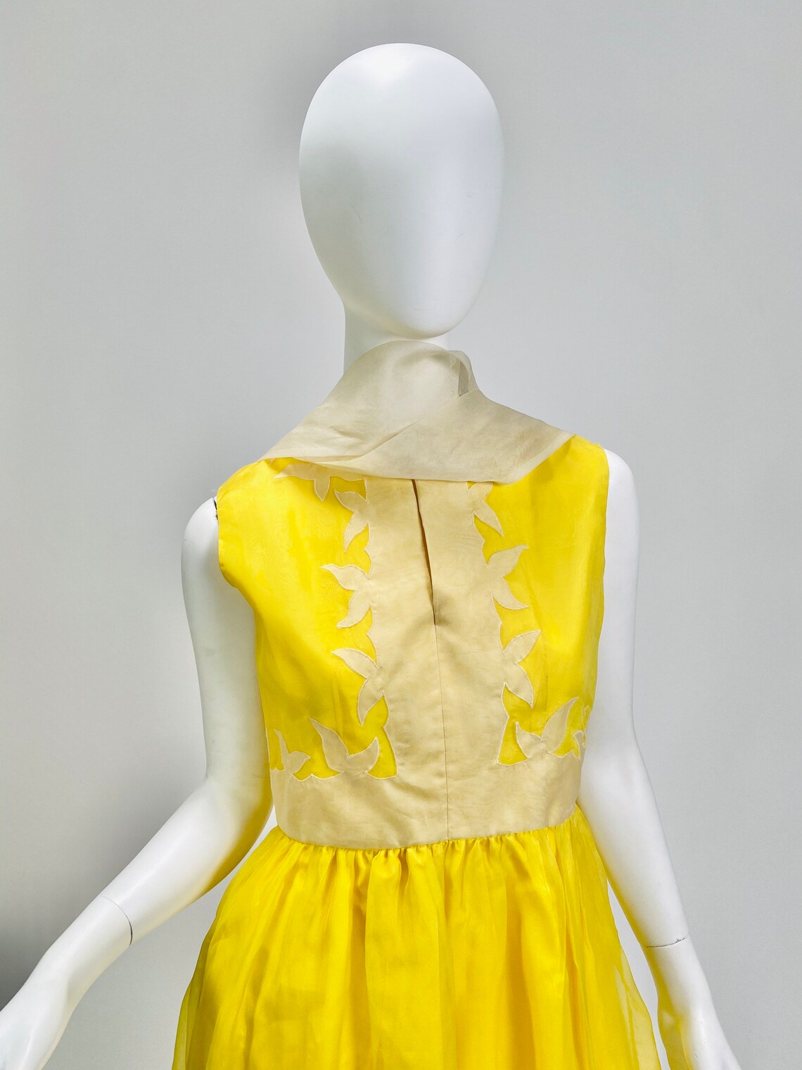 Vintage 1960s Mod Pastel Yellow Organdy Oscar de la Renta | Etsy