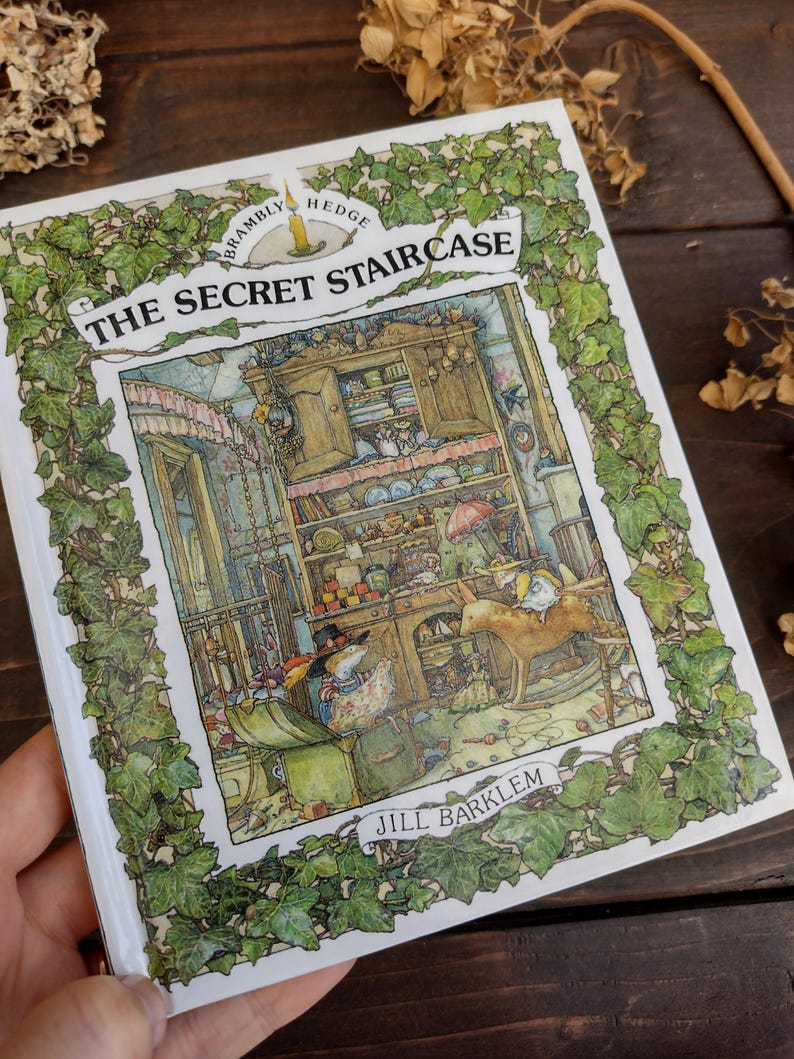 The Secret Staircase - Brambly Hedge Book - Illustrated Vintage ...