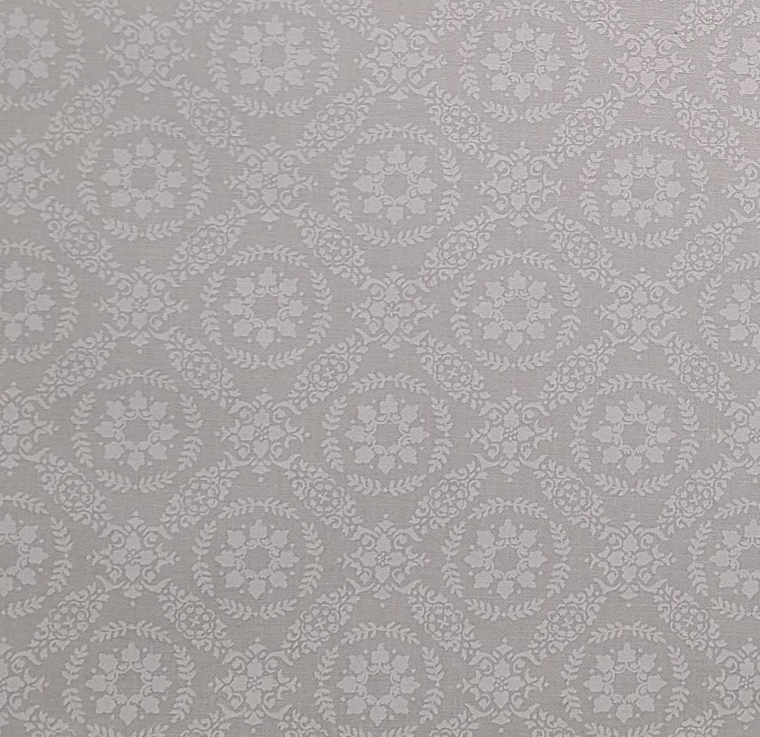 Fleurs by Brenda Riddle Designs for Moda #18633 - Soft White Fabric ...