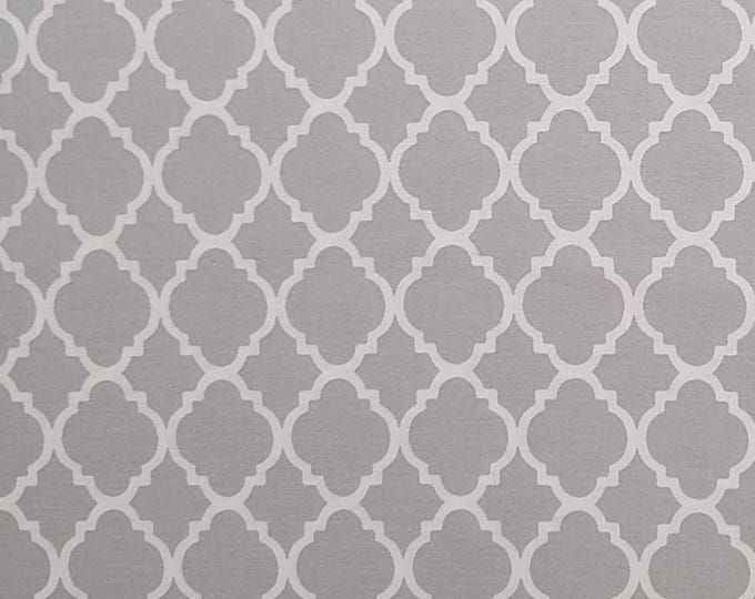 Basicgrey / Grunge for Moda Pattern #30150 - Pale Gray Fabric / Gray ...