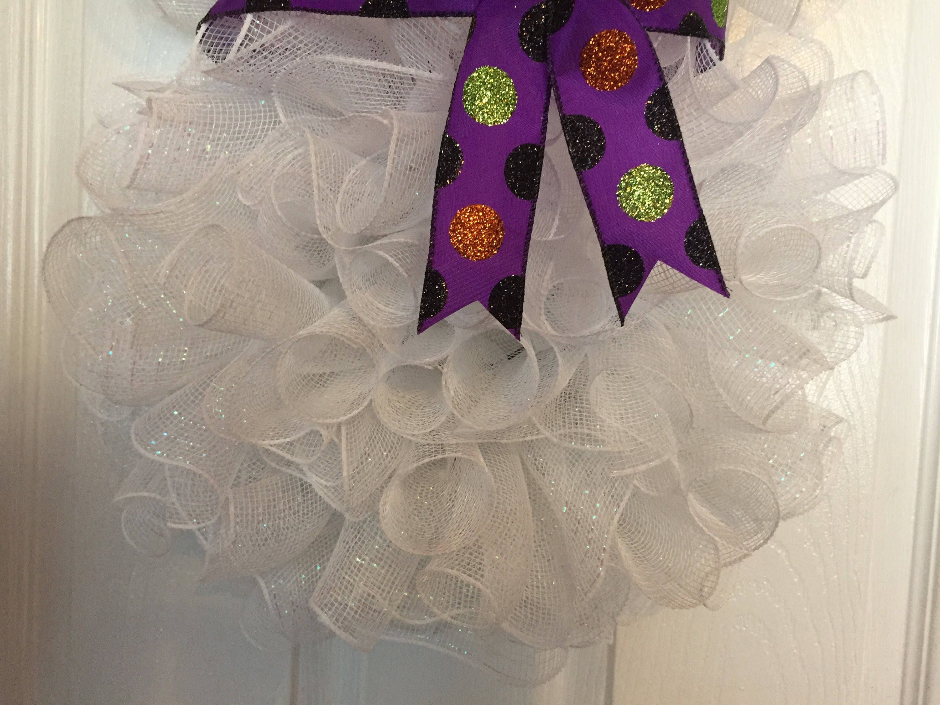 22 x 17 Halloween Deco Mesh White Ghost Wreath | Etsy