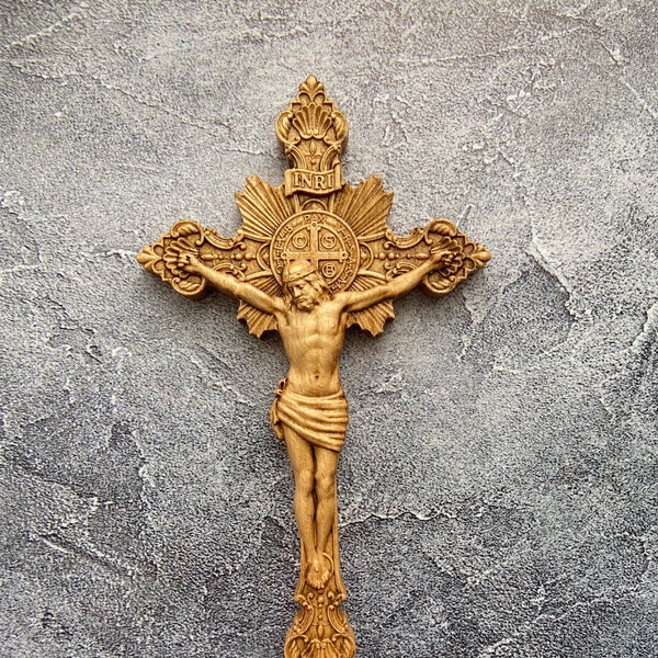 Realistic Crucifix - Etsy