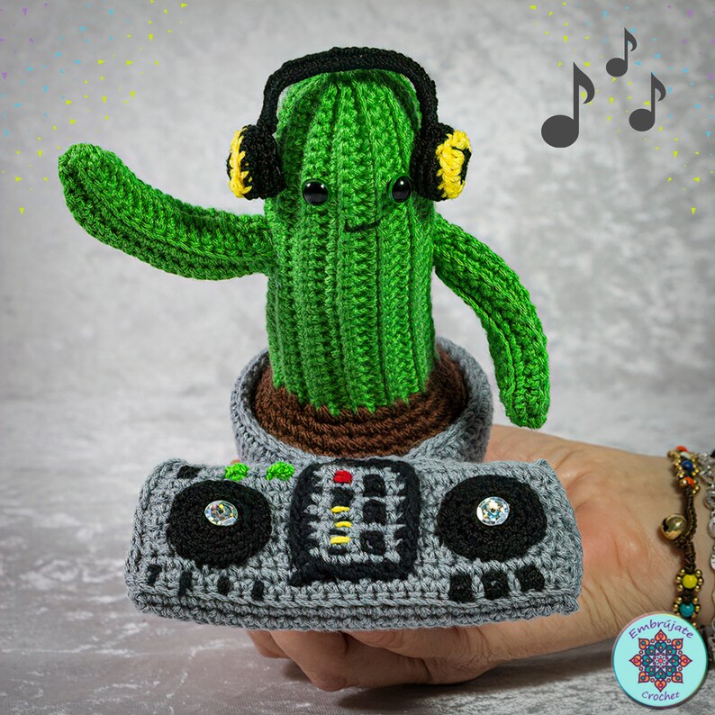 Cactus DJ De Crochet, Regalo Para DJ, Regalo Para Estudio Grabación ...