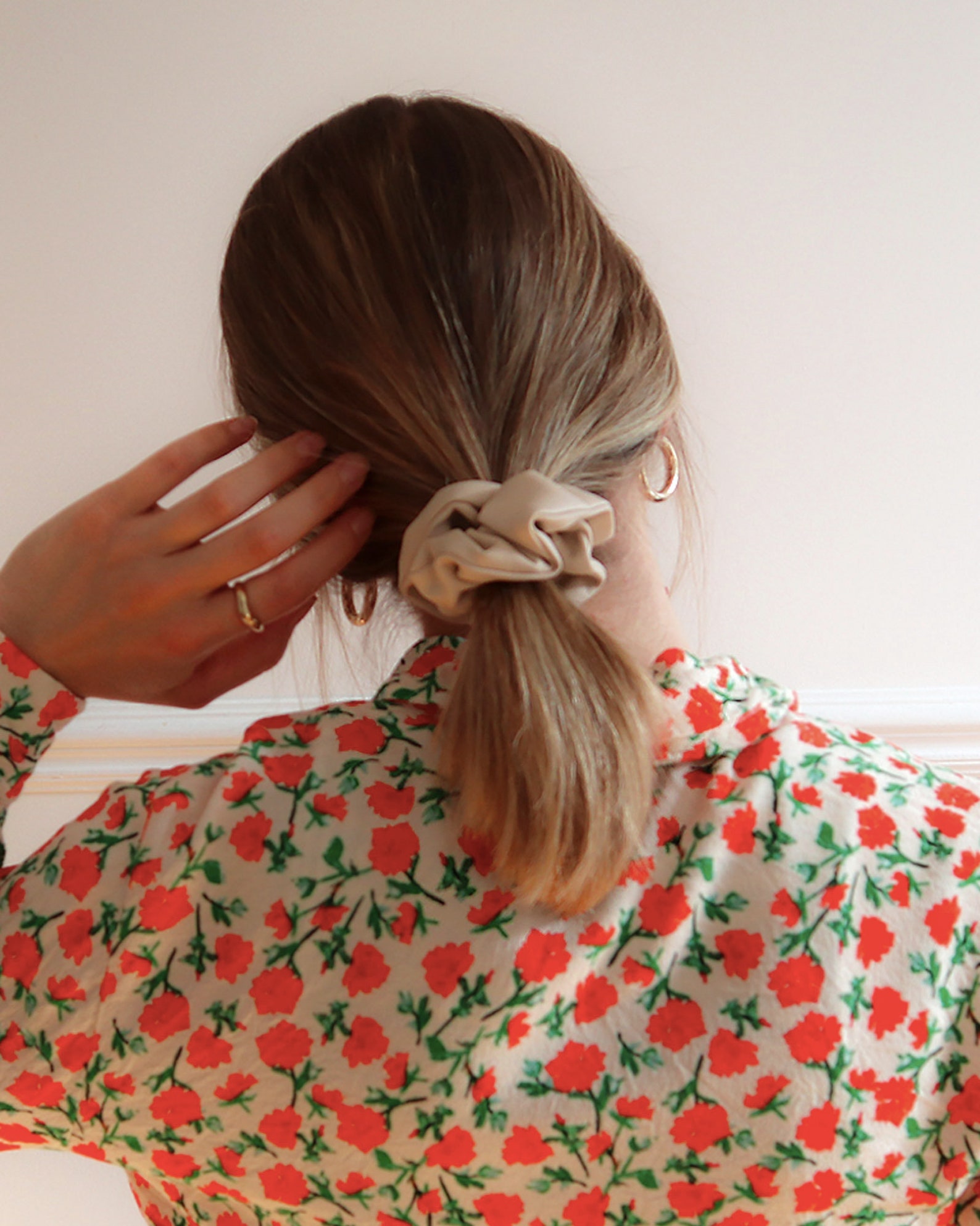 Vegan Leather Scrunchie / Beige Hair Accessory / Vegan Leather Hair Tie ...