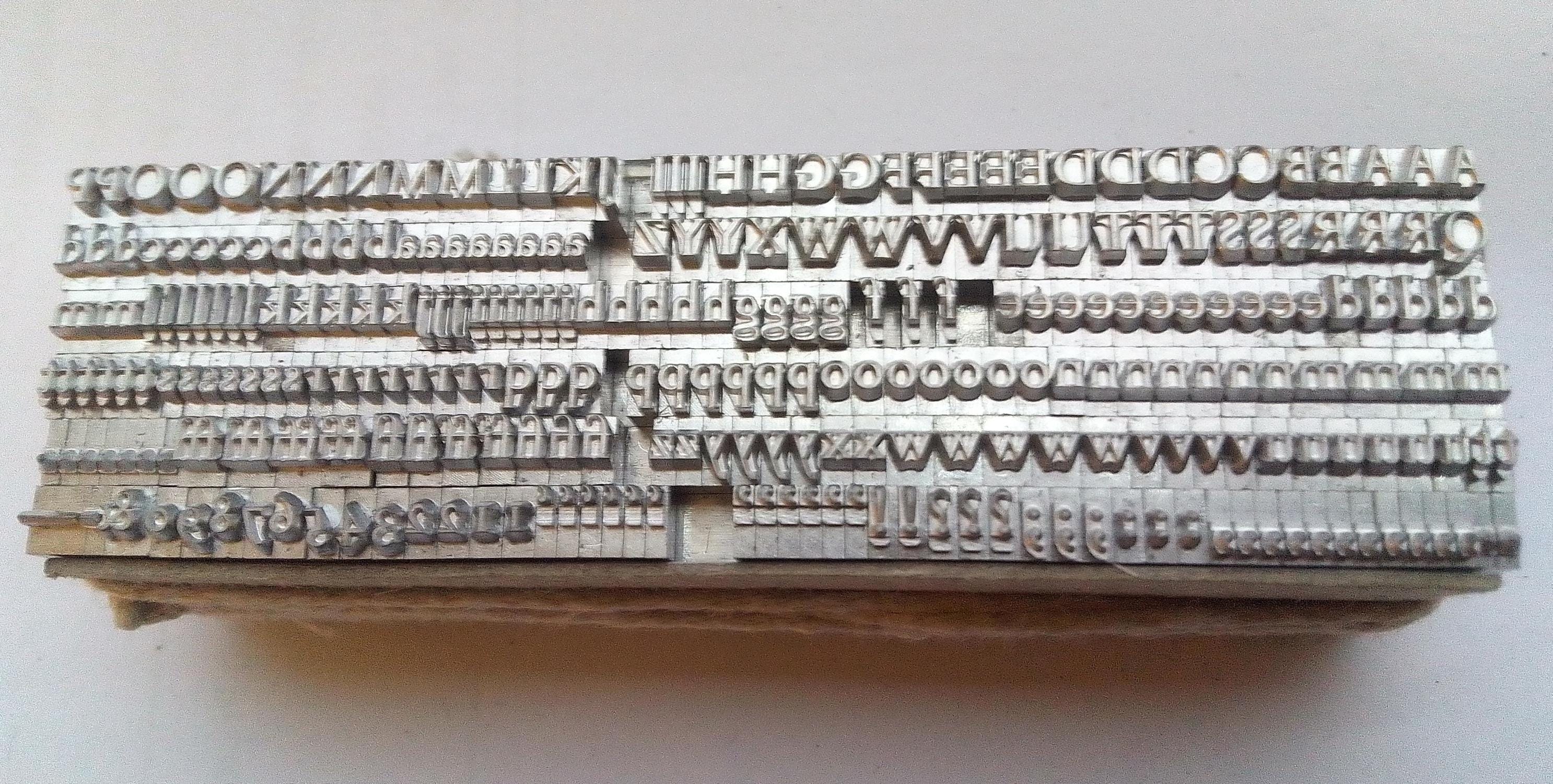12 Point PERPETUA Roman Upper & Lower Case Letterpress Metal Printing ...