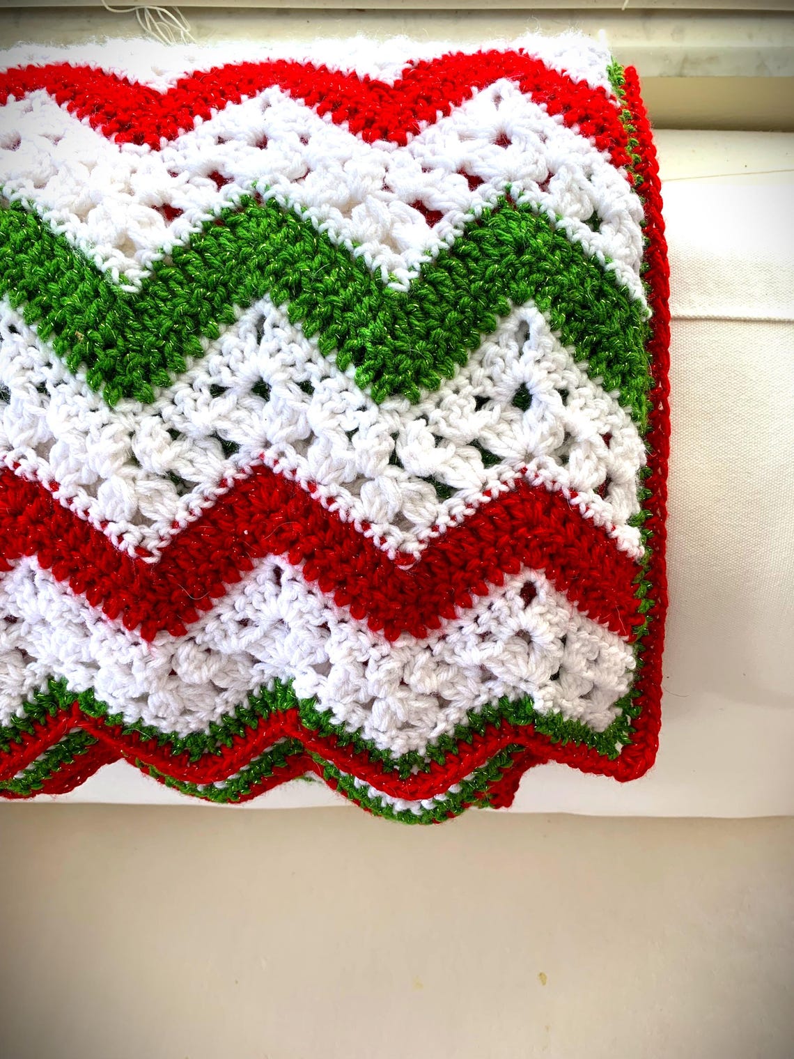 Traditional/retro Christmas Ripple Afghan, Hand Crocheted - Etsy
