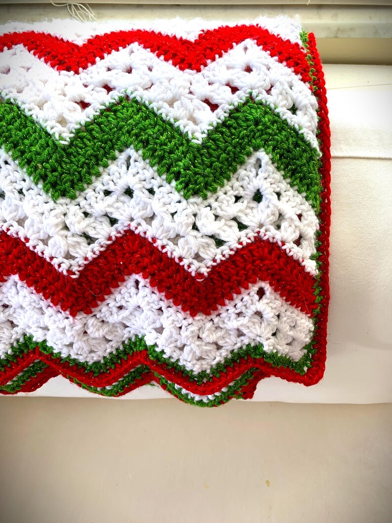 Traditional/retro Christmas Ripple Afghan, Hand Crocheted - Etsy