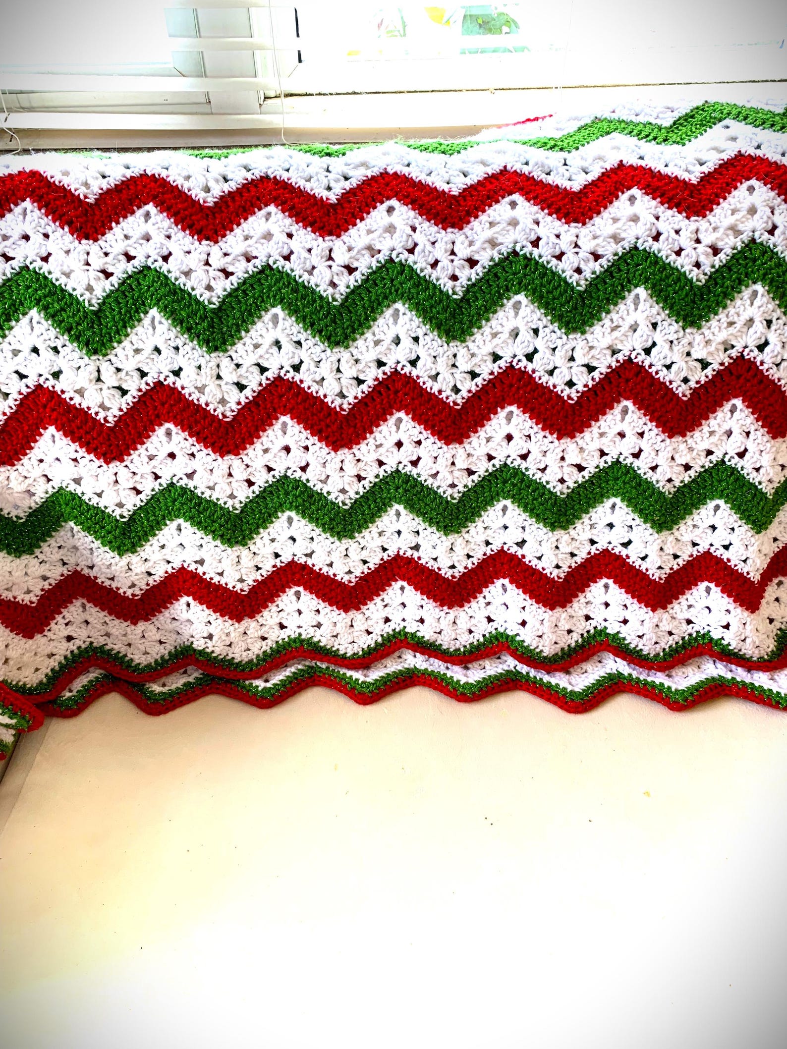 Traditional/retro Christmas Ripple Afghan, Hand Crocheted - Etsy