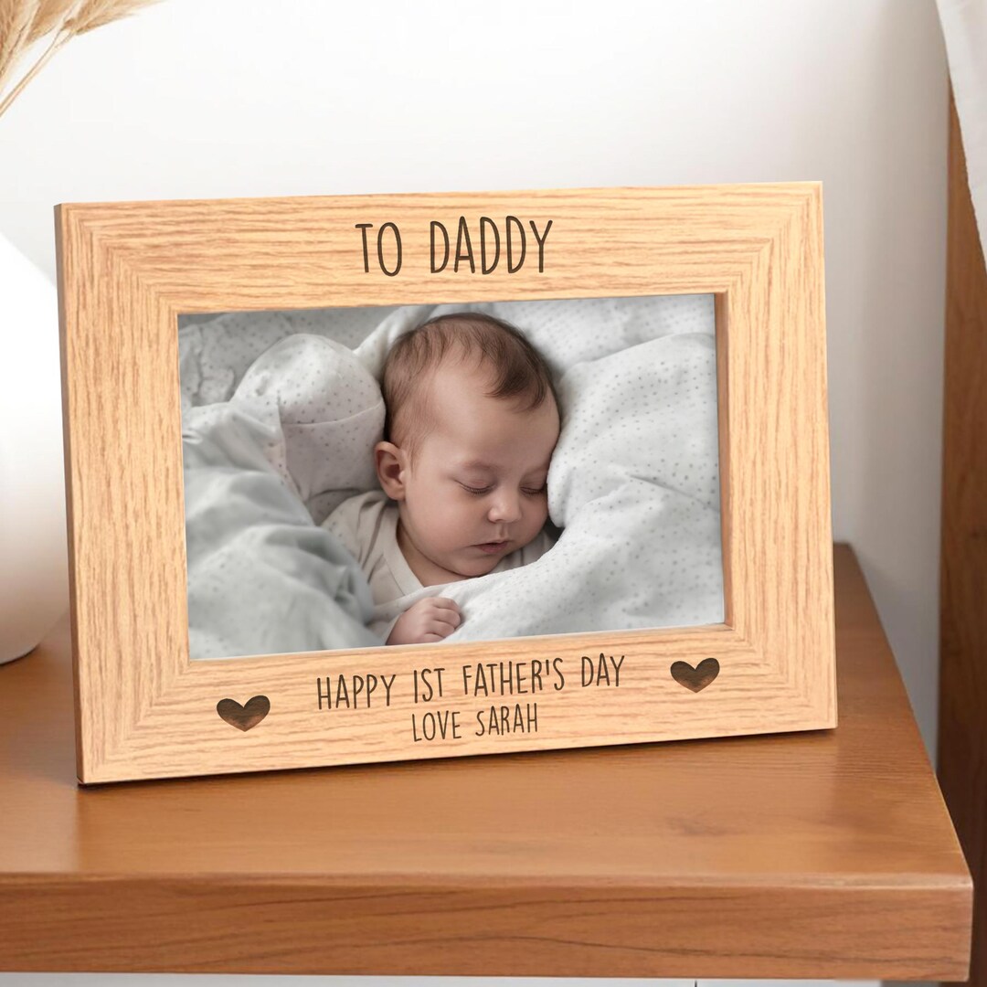 First Fathers Day Photo Frame - Personalised 1st Fathers Day Gifts for ...