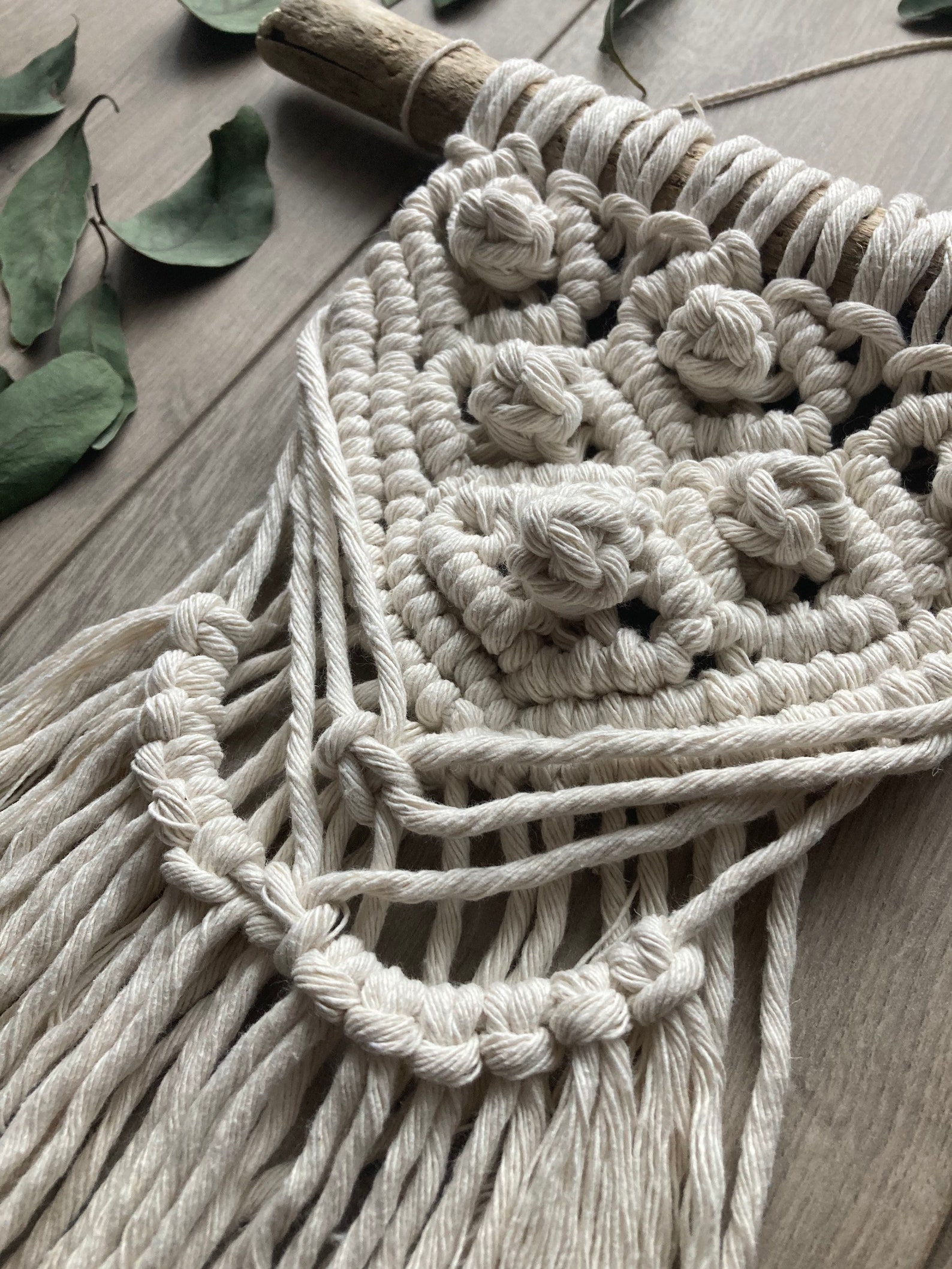 Driftwood Boho Macrame / Pom Pom Macrame / Macrame Wall Decor - Etsy