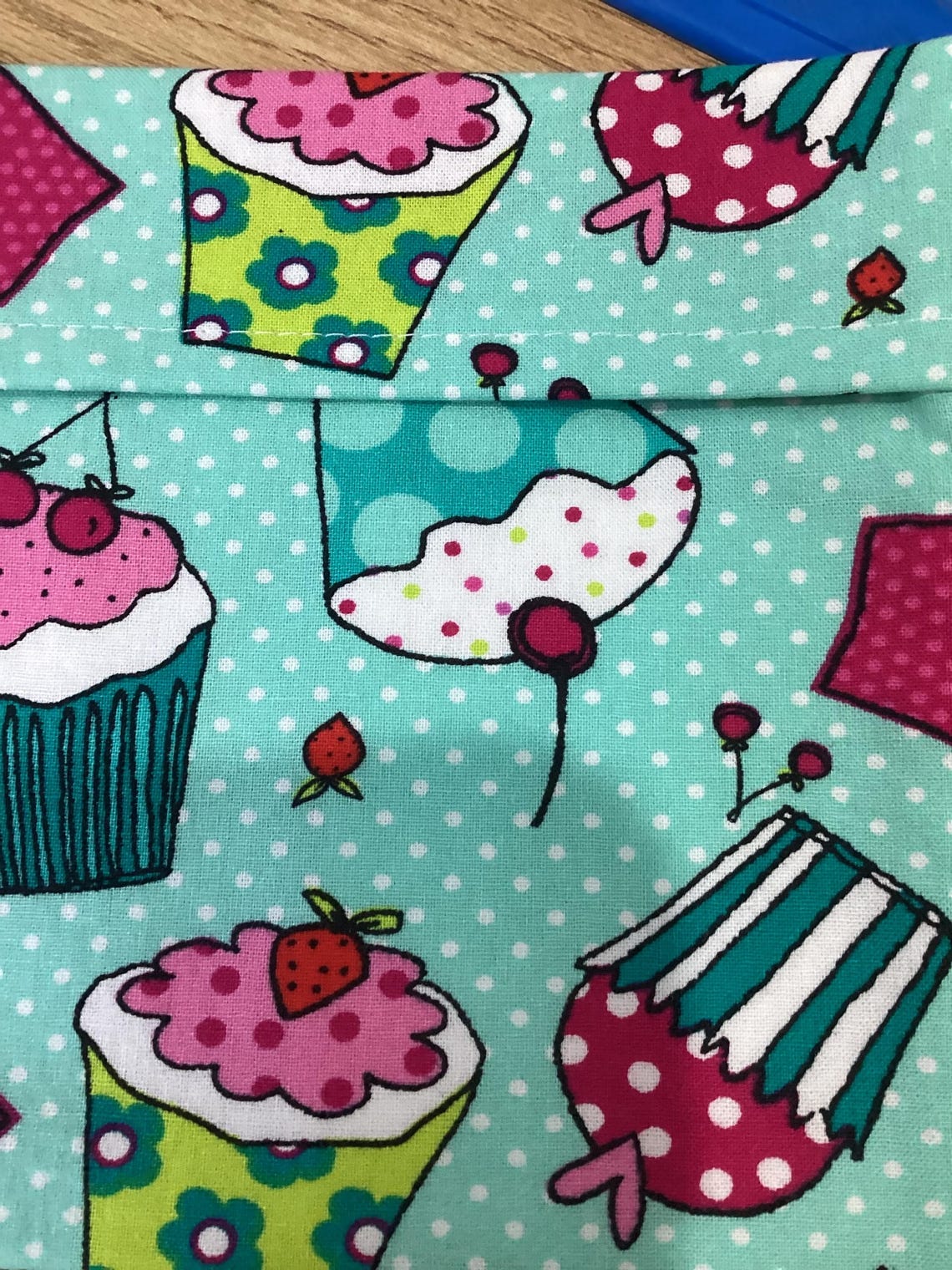 Reusable Sandwich Bags, Cupcakes, NEW! Fold Over, Frosting, Cherry ...