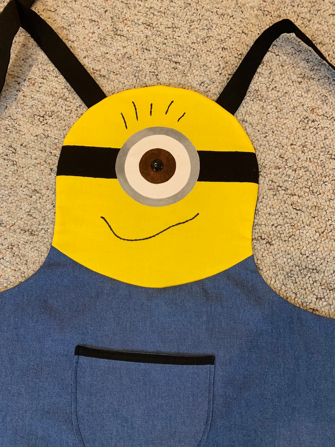 Minion Adult Apron Minion Despicable Me Minion Madness | Etsy