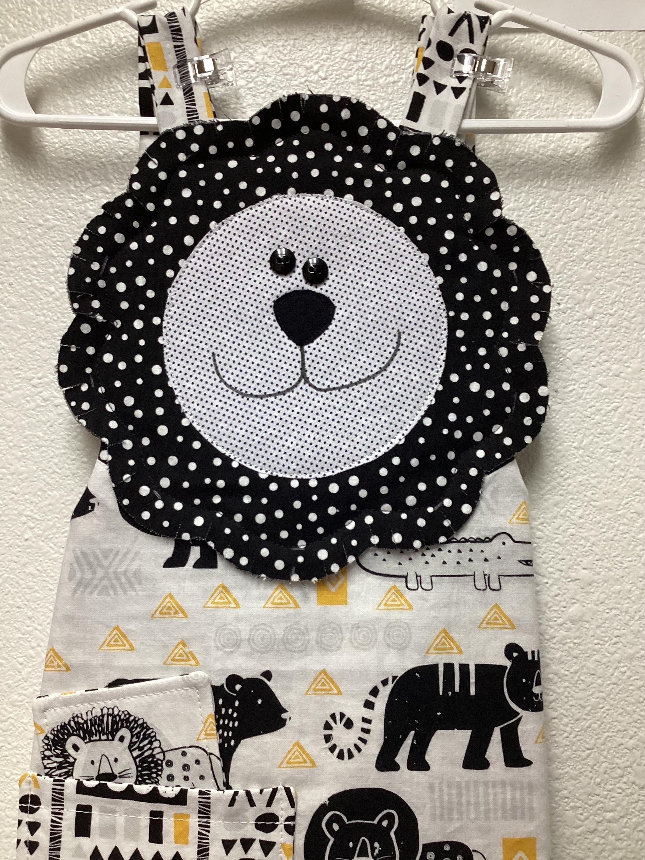 Lion Child's Apron, Crazy Lions, Mane, Animal Face, Black, Yellow ...
