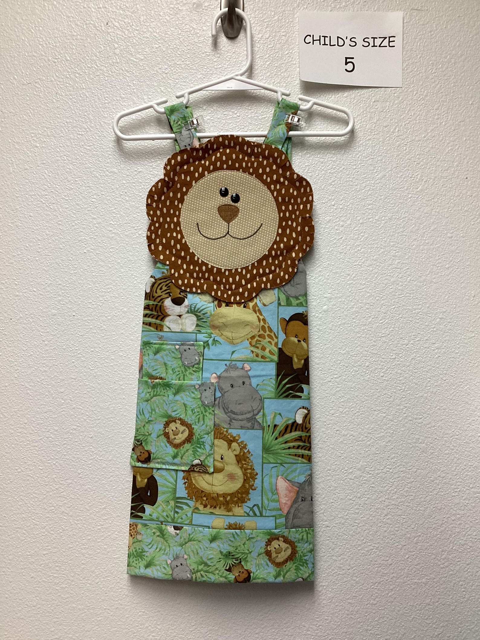 Lion Child's Apron, Crazy Lions, Mane, Animal Face, Black, Yellow ...