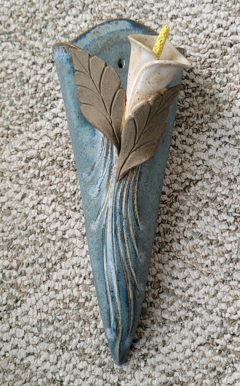 Beautiful Blue Pottery Wall Vase With Calla Lilly on the Front - Etsy