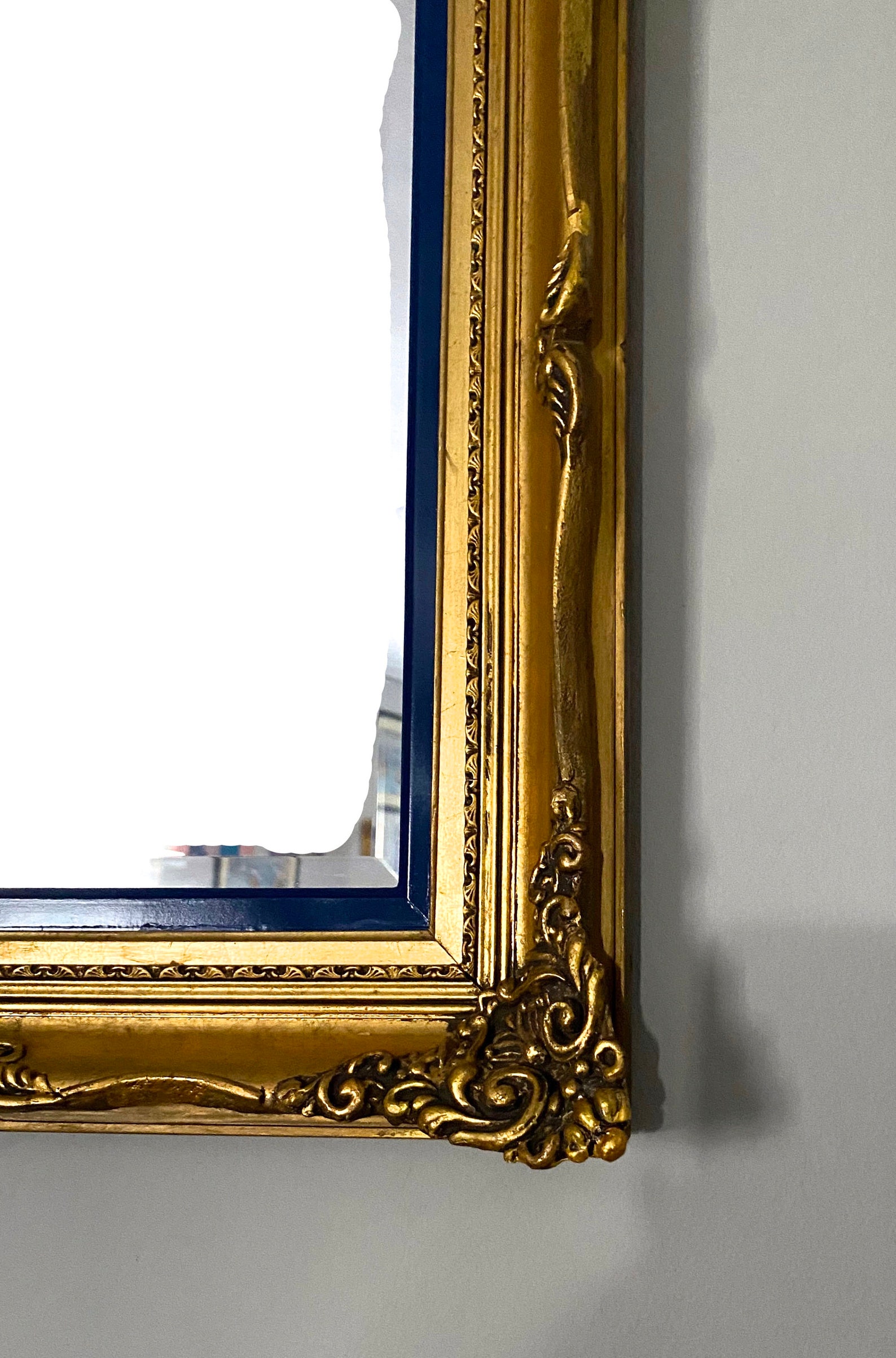 Beautiful Antique Mirror From the 40's | Wall Mirror | Vintage | Gold ...