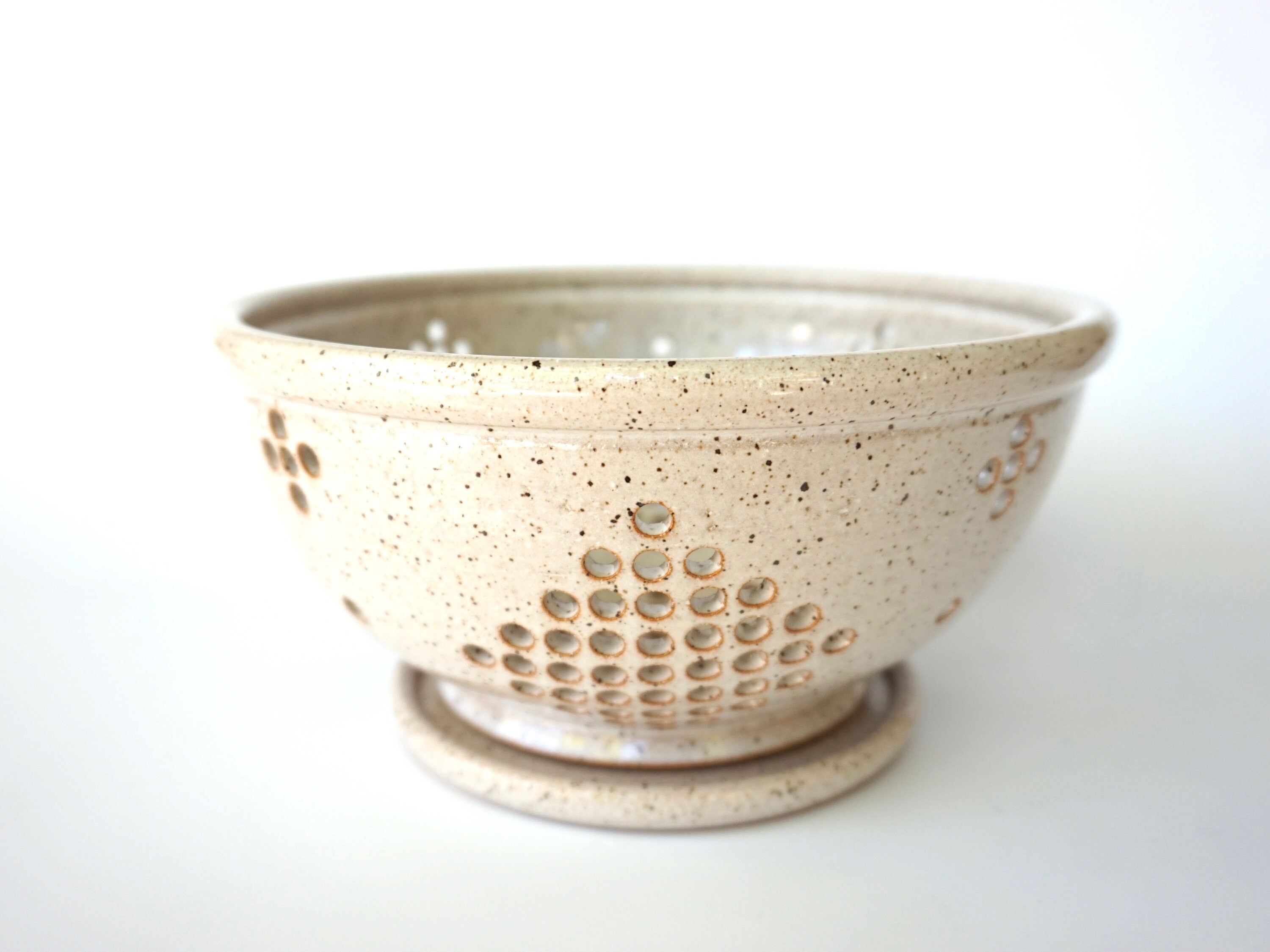 Classic Colander in Speckled White Without Handles Pottery | Etsy