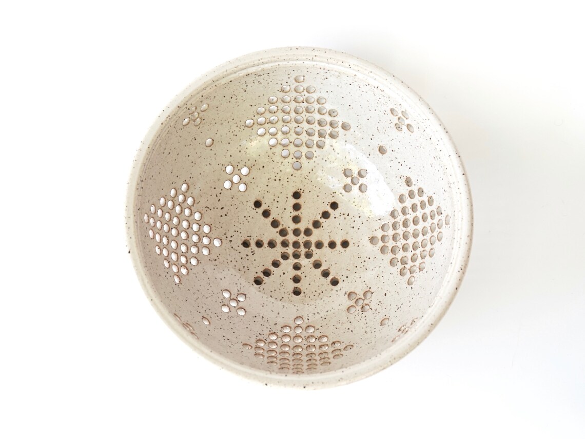 Classic Colander in Speckled White Without Handles Pottery | Etsy