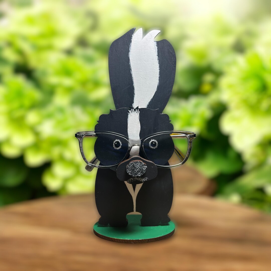 Skunk Wooden Eyeglass Holder - Etsy