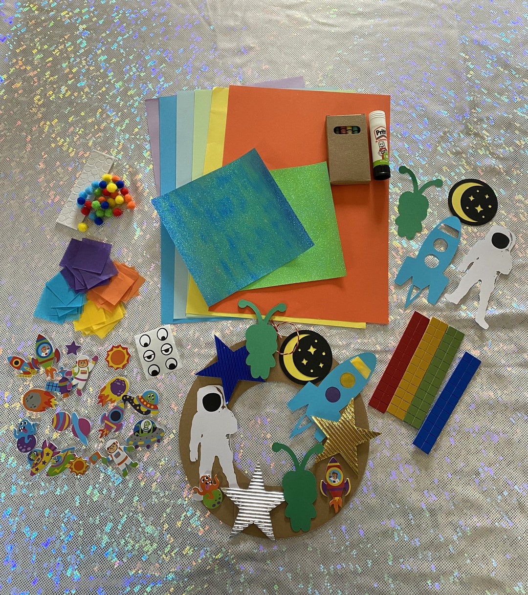 Space Wreath Letter Box Craft Kit - Etsy